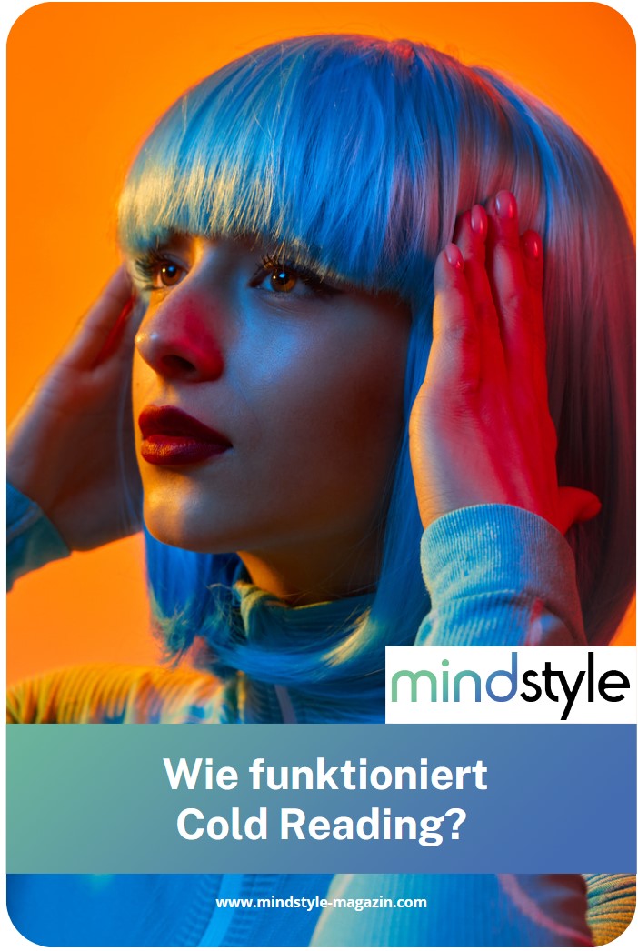 Cold Reading als Beruf: Die Tricks hinter Wahrsagerei